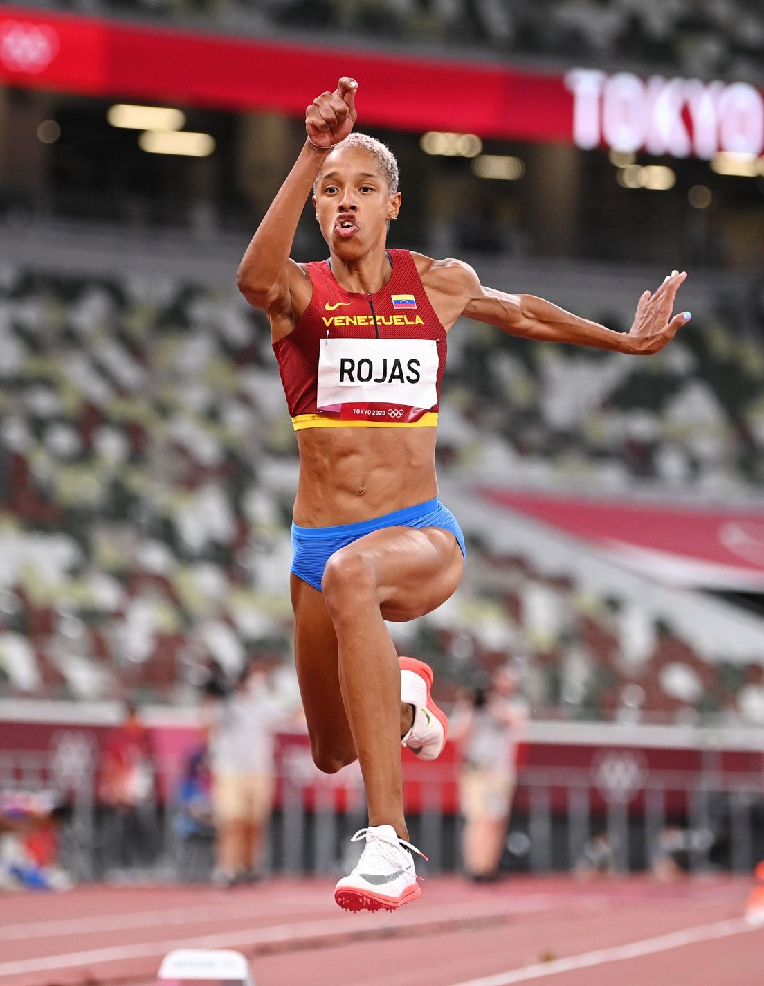La venezolana Yulimar Rojas gana la medalla de oro en Tokio 2020 e ...